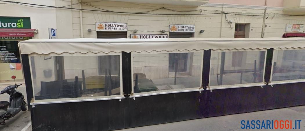 Alghero, lite tra clienti in un negozio di kebab, ferito un dipendente