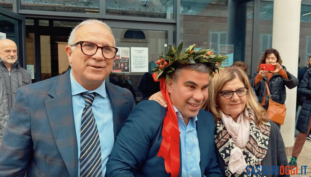 Affetto da disabilità, Luca Parodi è dottore bis all'Università di Sassari