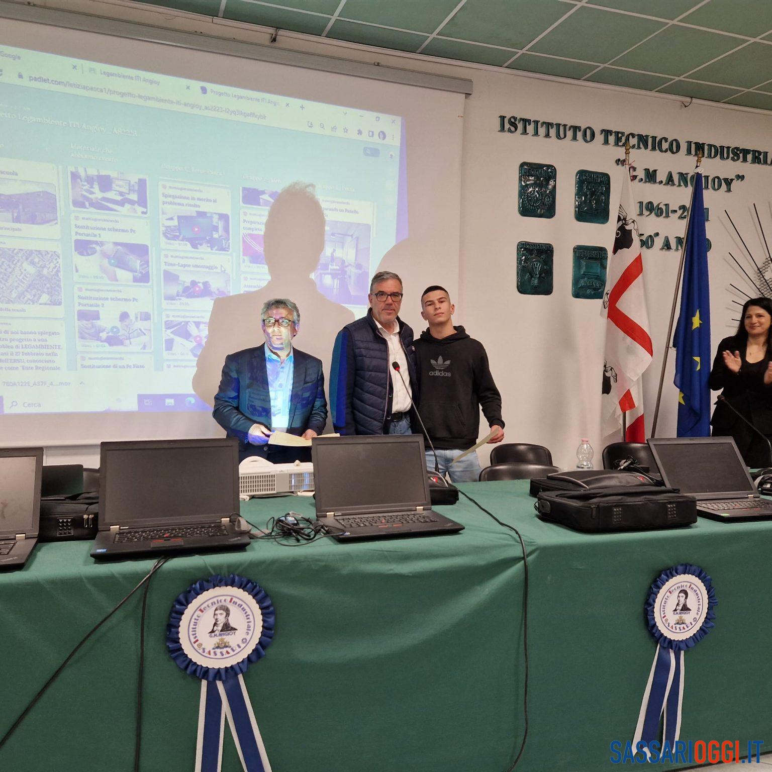 Sassari, Pc rigenerati dagli studenti dell'Angioy donati alle scuole