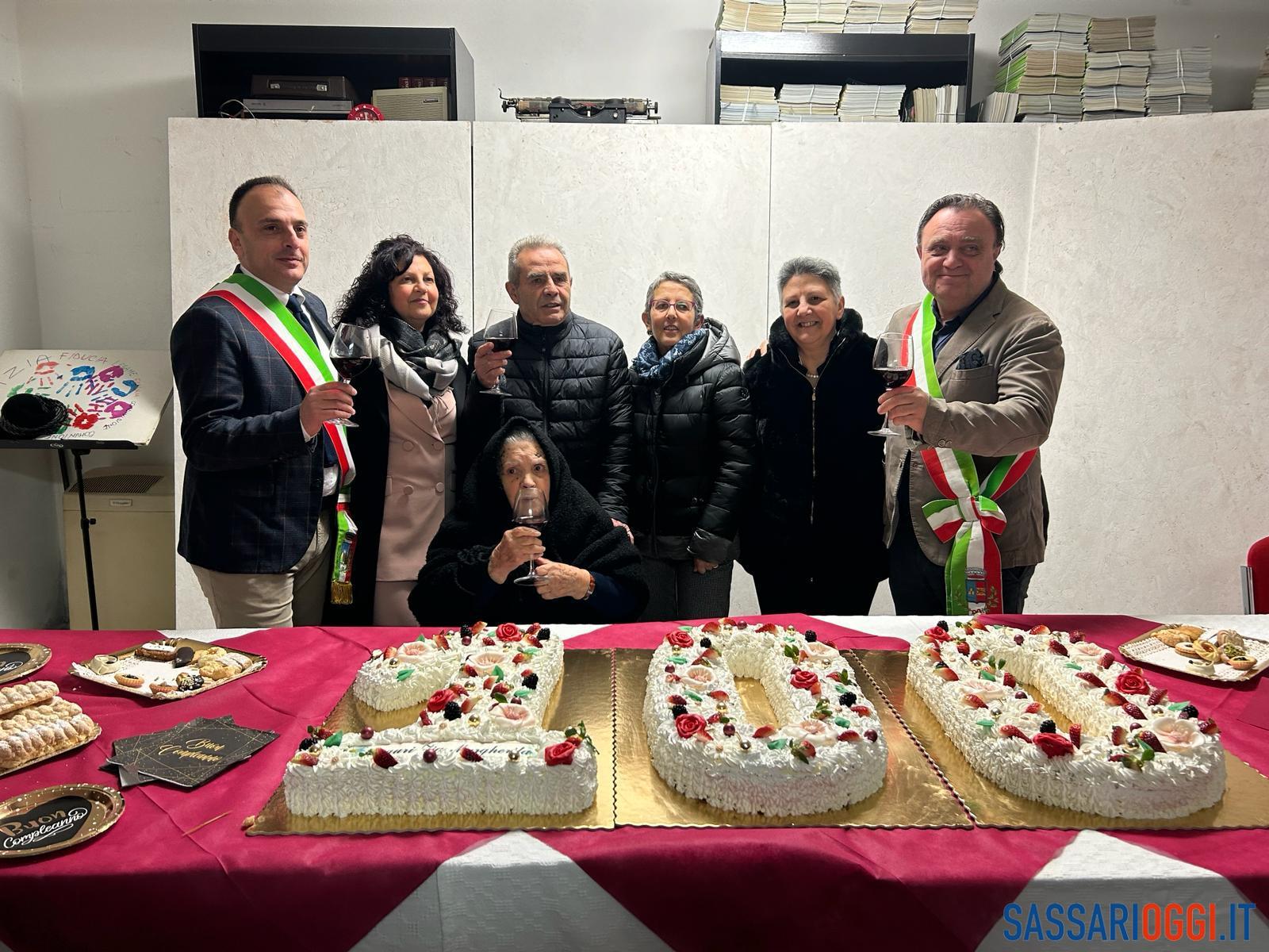 Due sindaci e grande festa a Osilo per i 100 anni di zia Margherita